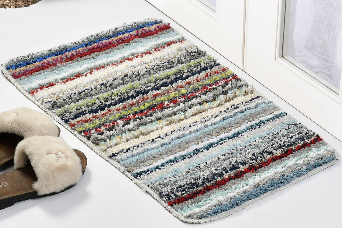 Sajawaathome Multicolor Striped Mat – SajawaatHome